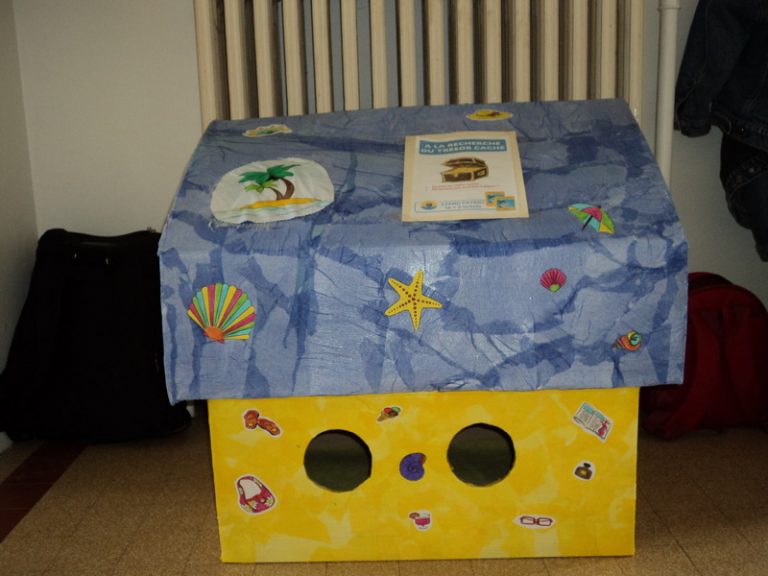 Une boîte à mystère pour développer le sens du toucher | Esprit Bébé